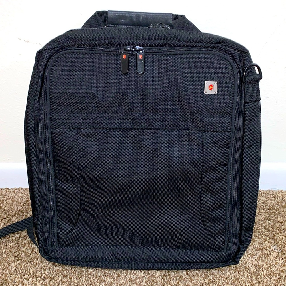 Victorinox Swiss Army Laptop Backpack Travel Bag 3 Zi… - Gem
